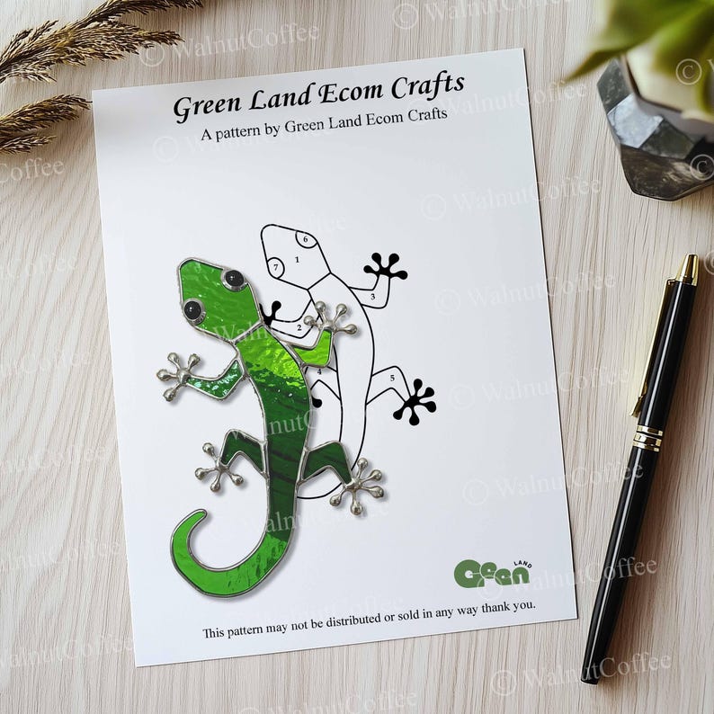 Lizard Stained Glass Pattern, Green Lizard Suncatcher Glass Pattern ...