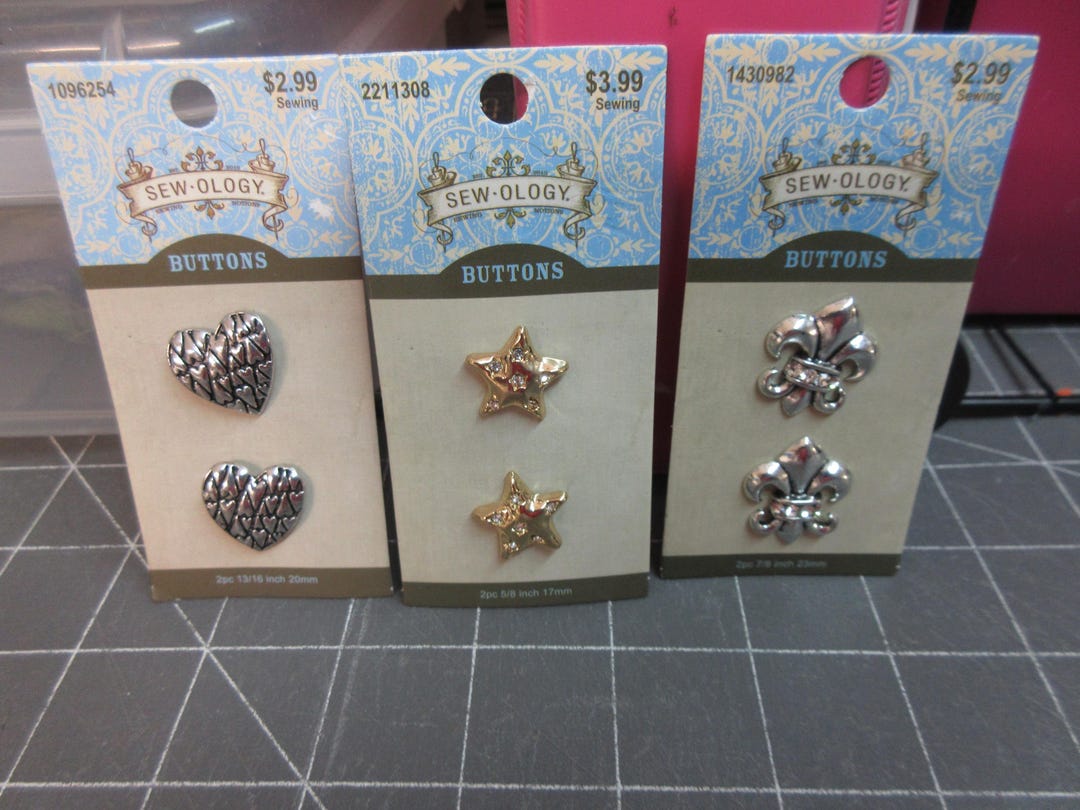 Buttons by Sew-ology: Silver Metal Hearts, Gold Stars, Fleur D Lei - Etsy