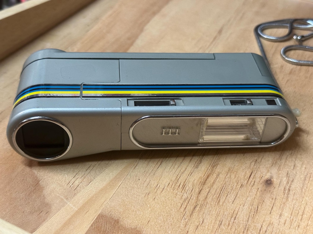 Vintage Midcentury 110 Film Pocket Camera ITT Fashion Flash - Etsy