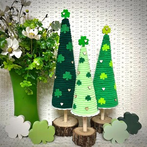 Chunky Yarn Shamrock Trees: St Patrick's Day Farmhouse Decor - Etsy