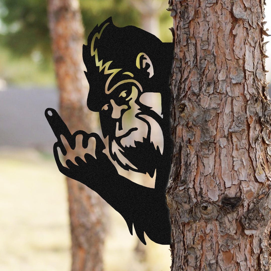 Flipping off Bigfoot,peaking Bigfoot,peek-a-boo Flipping off Bigfoot ...