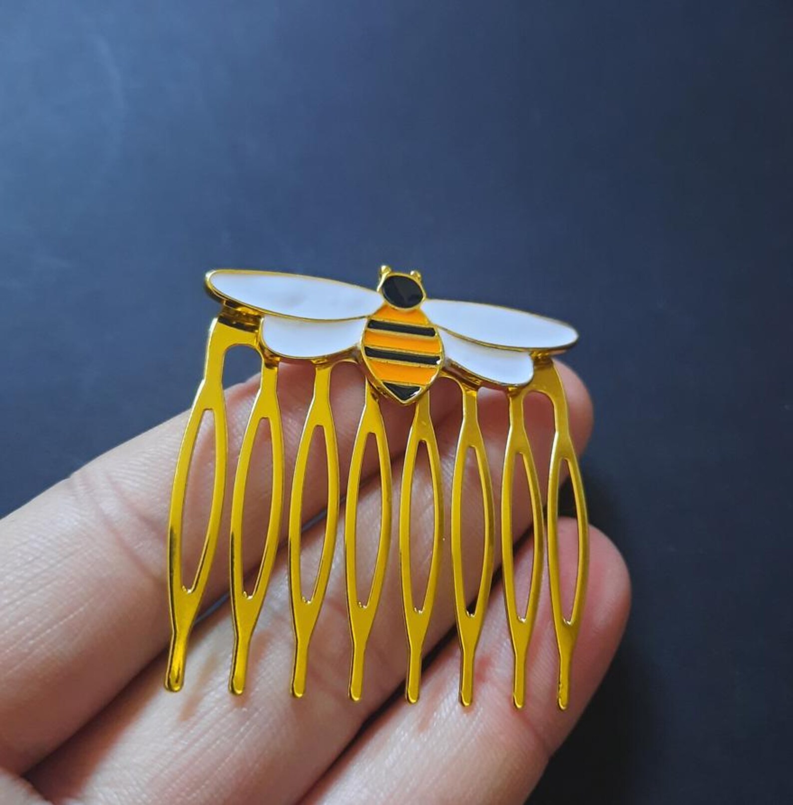 Small Bee Hair Comb Enamel and Metal Cute Honey Bee Hair Accessories ...