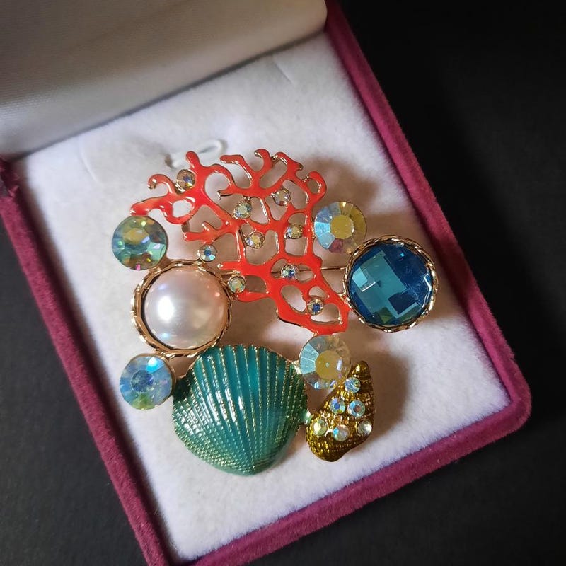 Seashell Brooch - Etsy