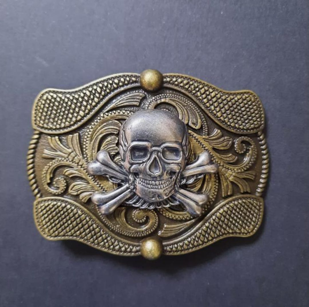 Head Skull Belt Buckle With Cross Bone Vector Gothic Belt Buckle ...