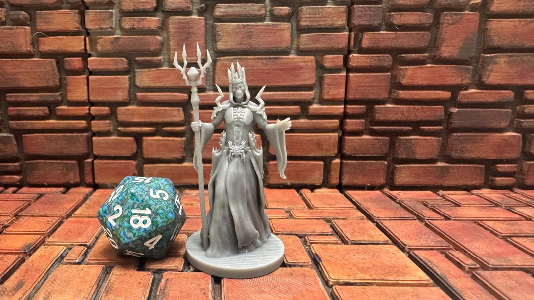 Lich Female, 28mm Miniature for D&D, Pathfinder and Other Tabletop ...