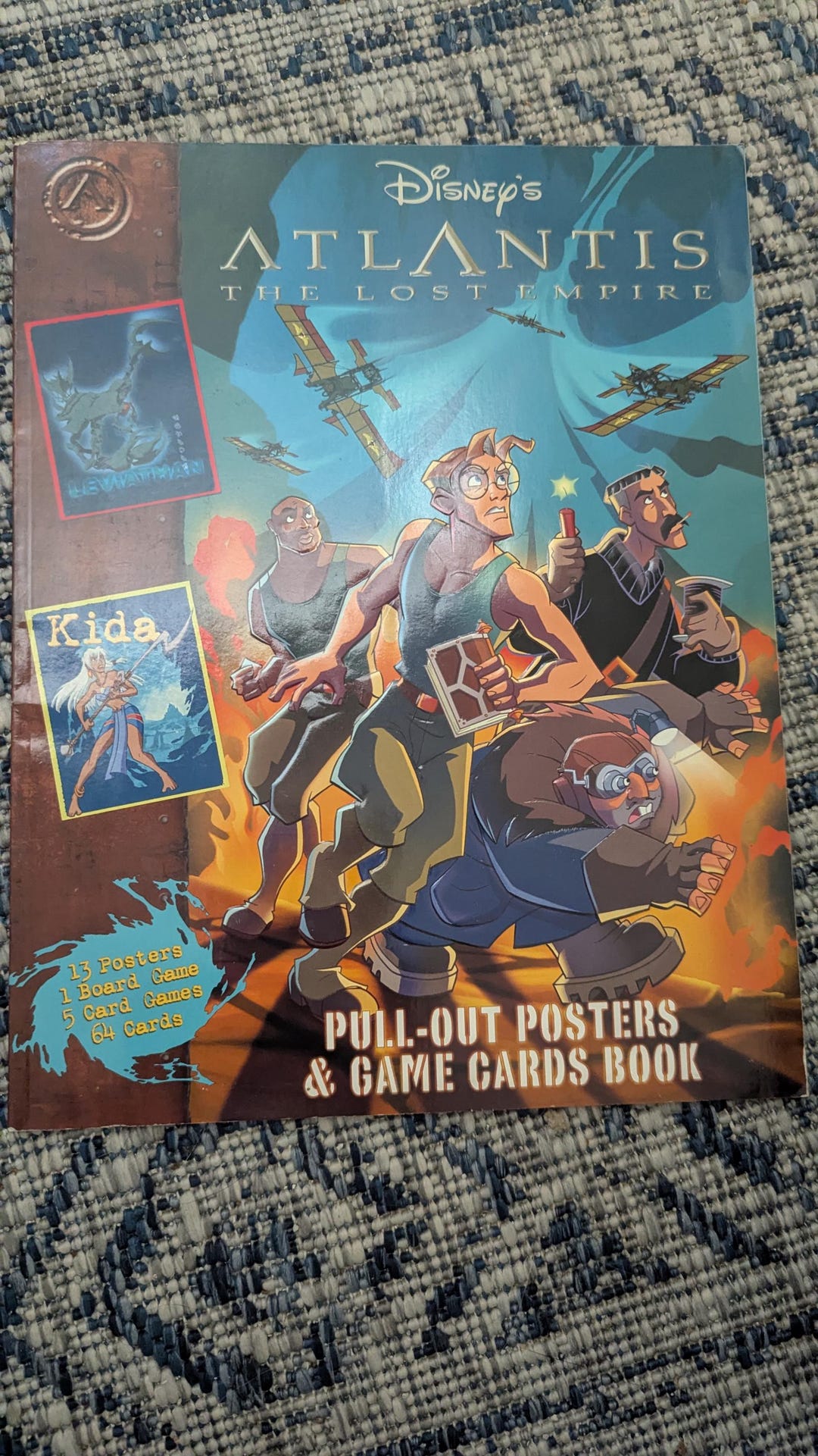 Disney's Atlantis the Lost Empire Pull Out Posters Game Cards Book ...