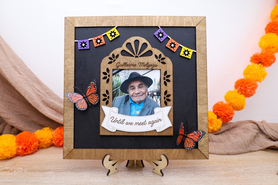 Day of the Dead Memory Frame – Personalized Ofrenda Display With Photo ...
