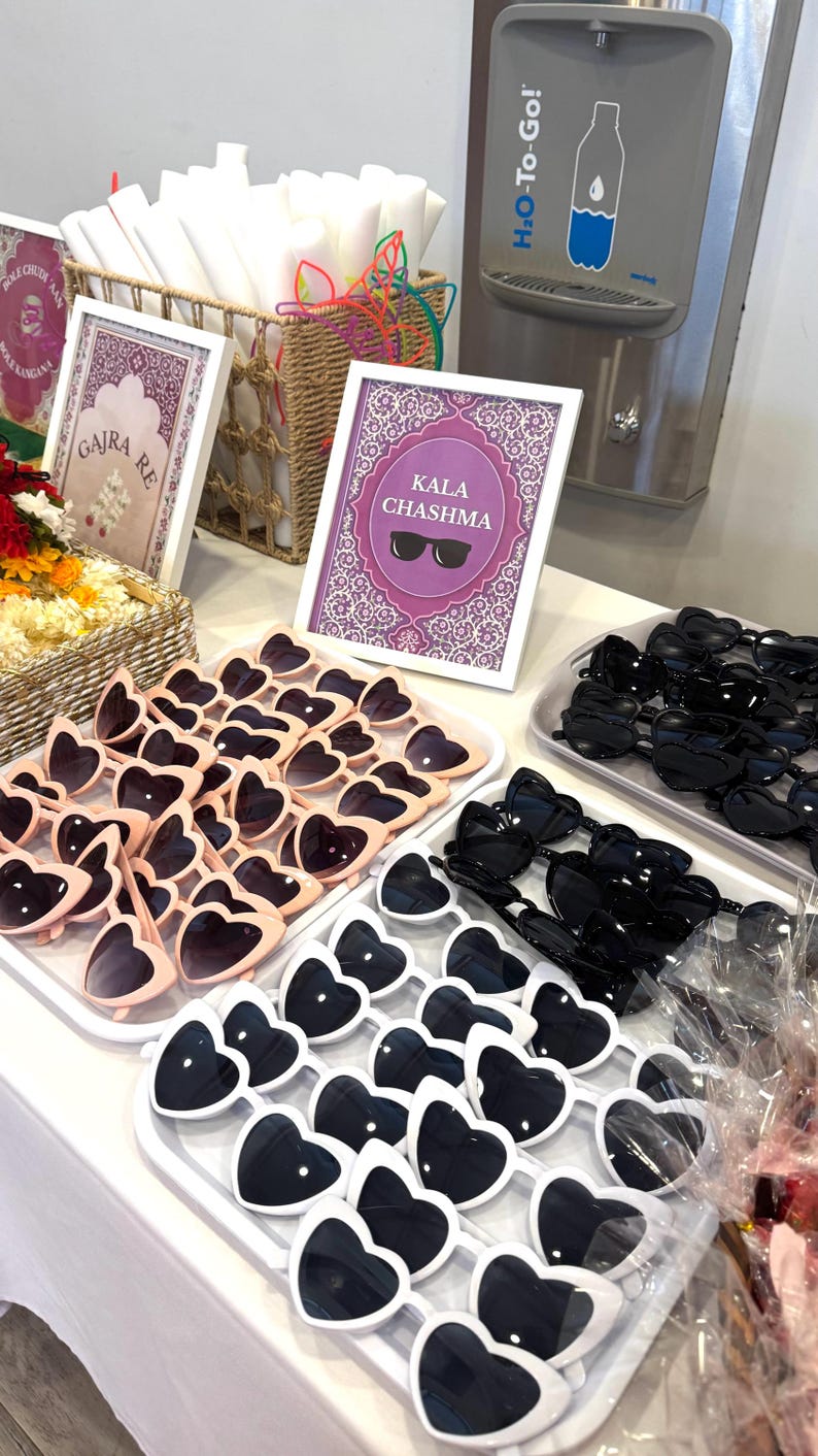 Mehndi Bazaar Signs - Etsy