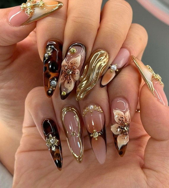 Acrylic fall nails store