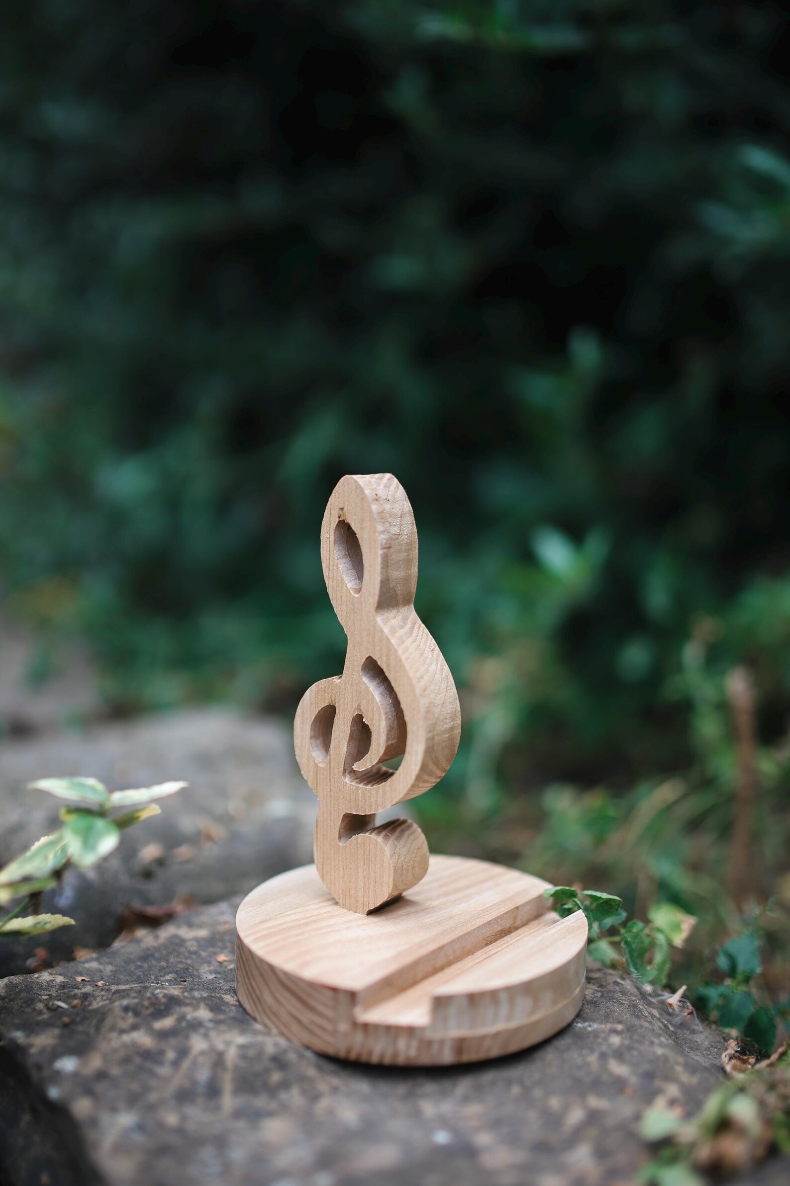 Handcrafted Wooden Phone Stand: Minimalist Treble Clef Design - Etsy