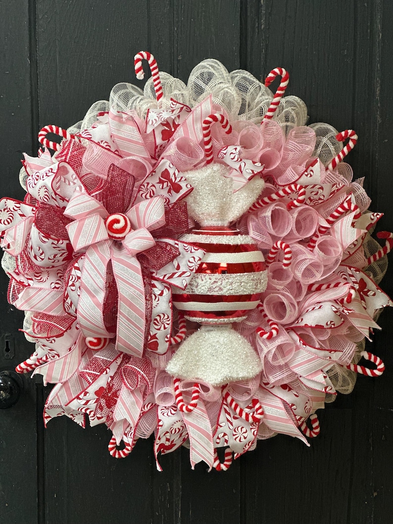 Peppermint Wreath, Candy Cane Wreath, Candy Wreath, Christmas Candy ...