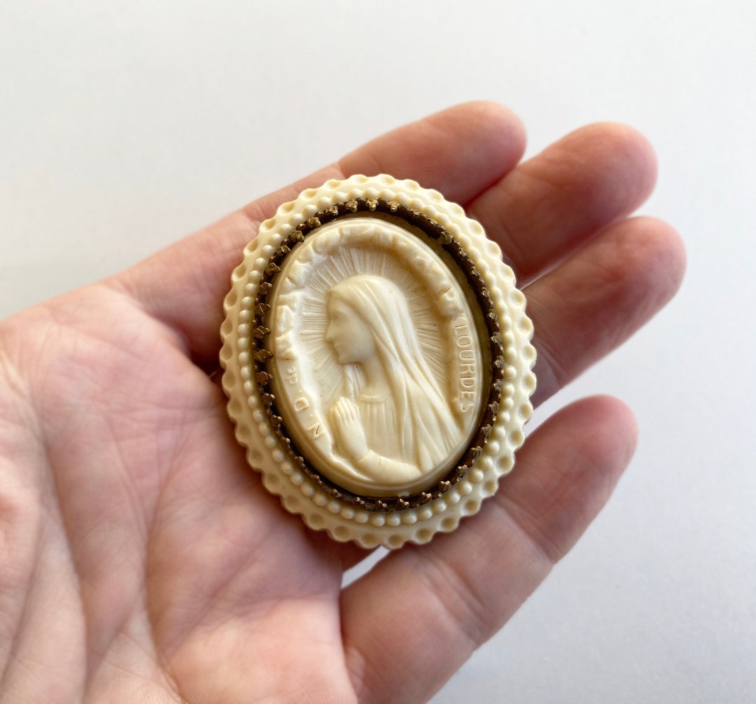 Antique Bakelite Holy Mary Brooch, Antique Religious Brooch, Faux Ivory ...
