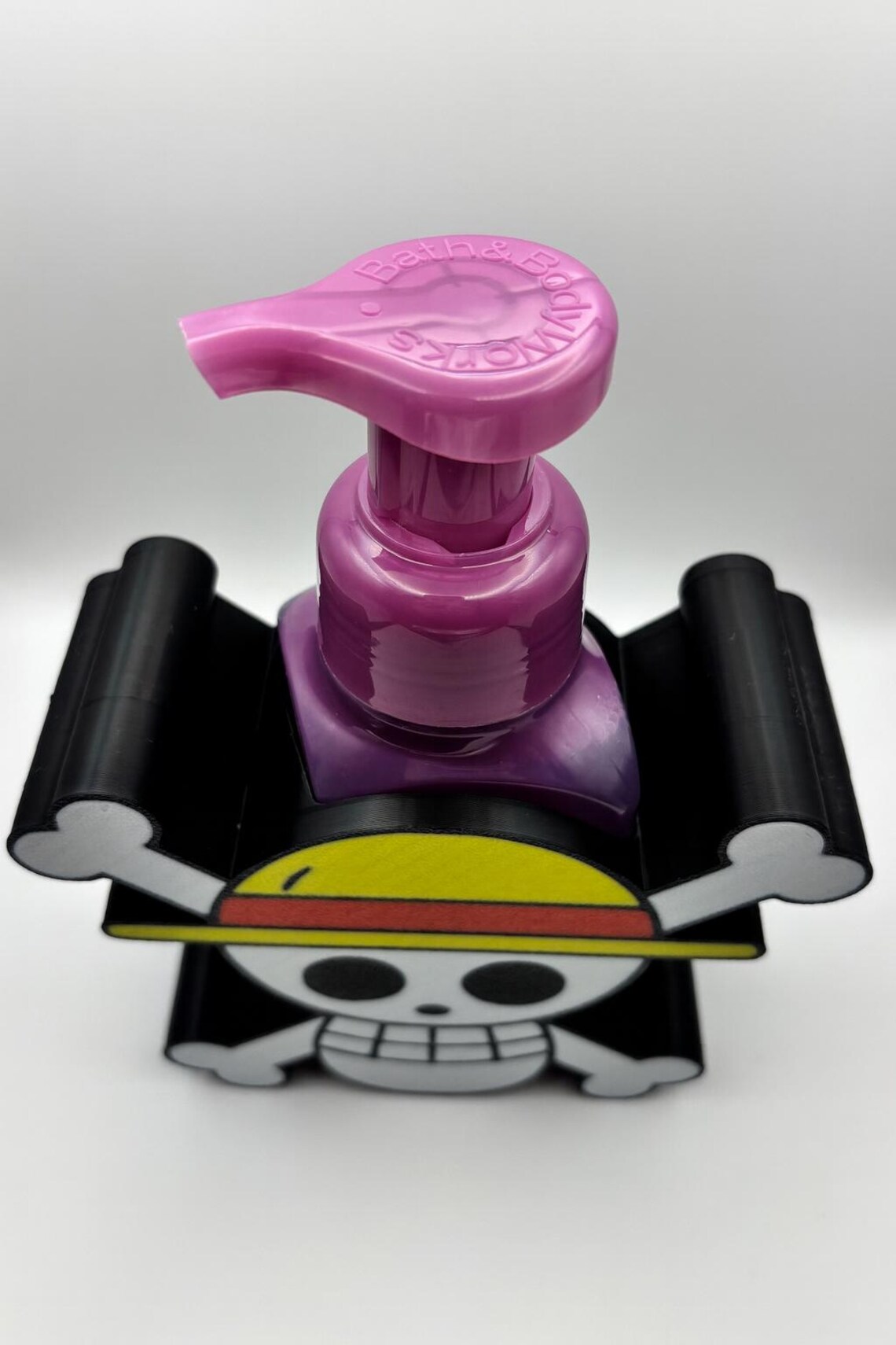 One Piece Soap Holder: Jolly Roger Luffy Anime Bathroom Decor - Etsy