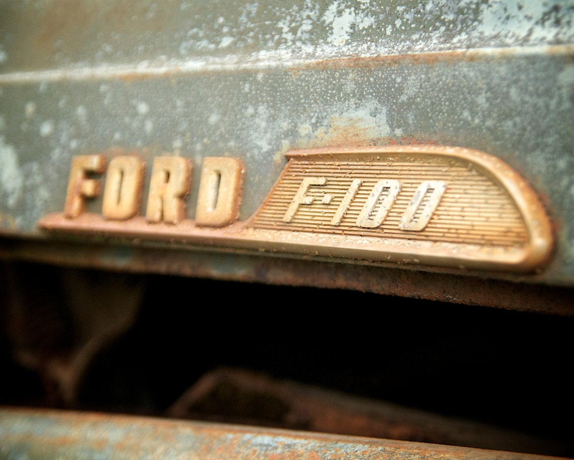Ford F100 Ford Emblem Retro Truck Art Digital Art Print | Etsy