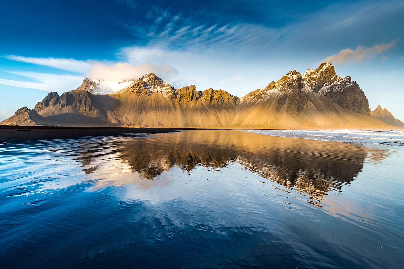 Vestrahorn Mountain Iceland, Vestrahorn, Brunnhorn, Eystrahorn Photo ...