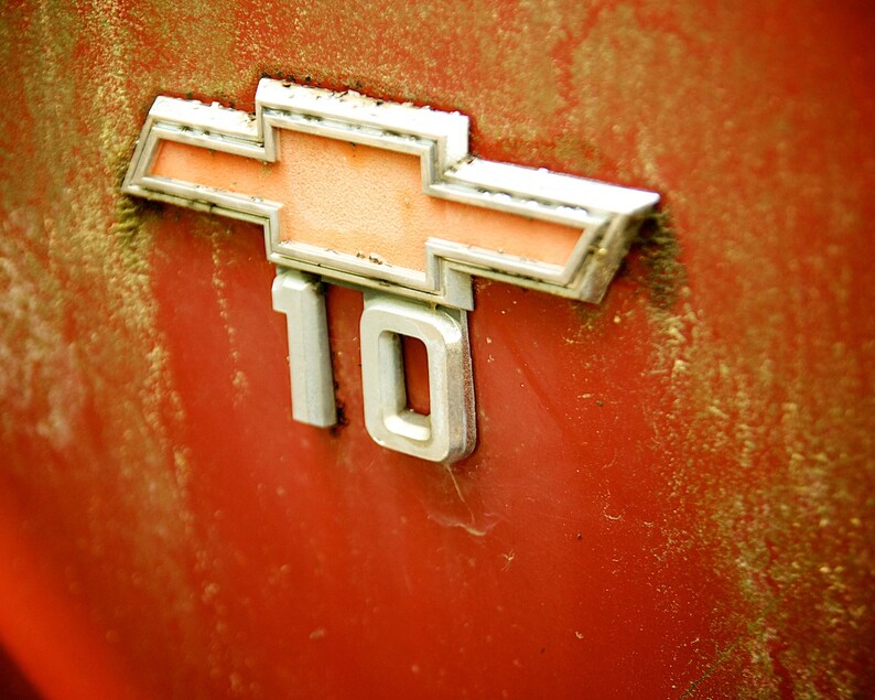Number 10, Chevy Emblem, Chevrolet Bowtie, Car Emblem Art, Antique Car ...