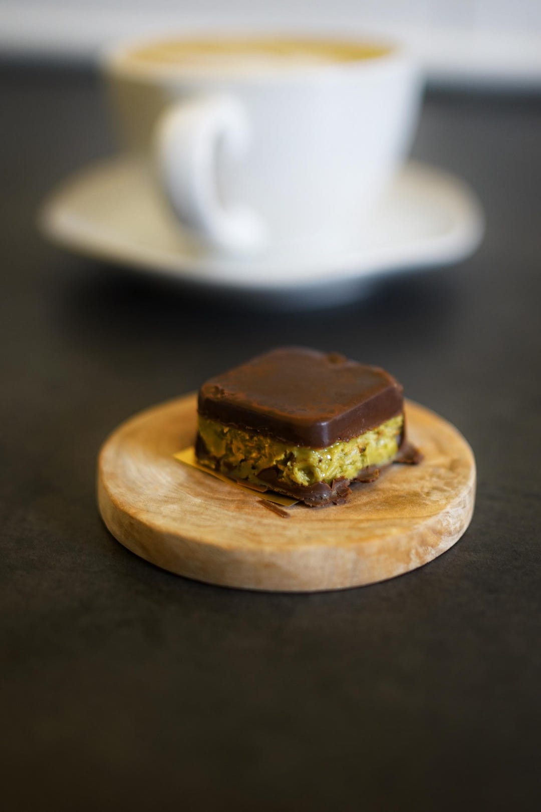 Pralines in Dubai Chocolate Edition 20g Pieces Wrapped in Gold Foil ...