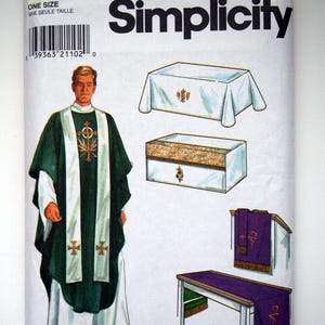 Simplicity 7950, Clergy Vestments and Altar Cloths Including Chasuble ...