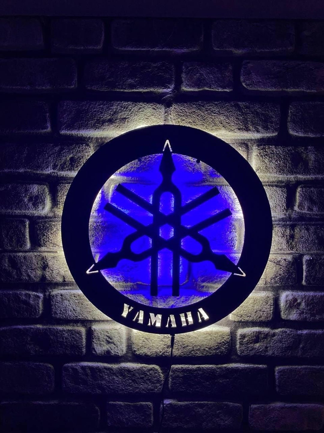 Yamaha Motorcycles LED Sign , Eye-catching Wall Decor for Enthusiasts ...