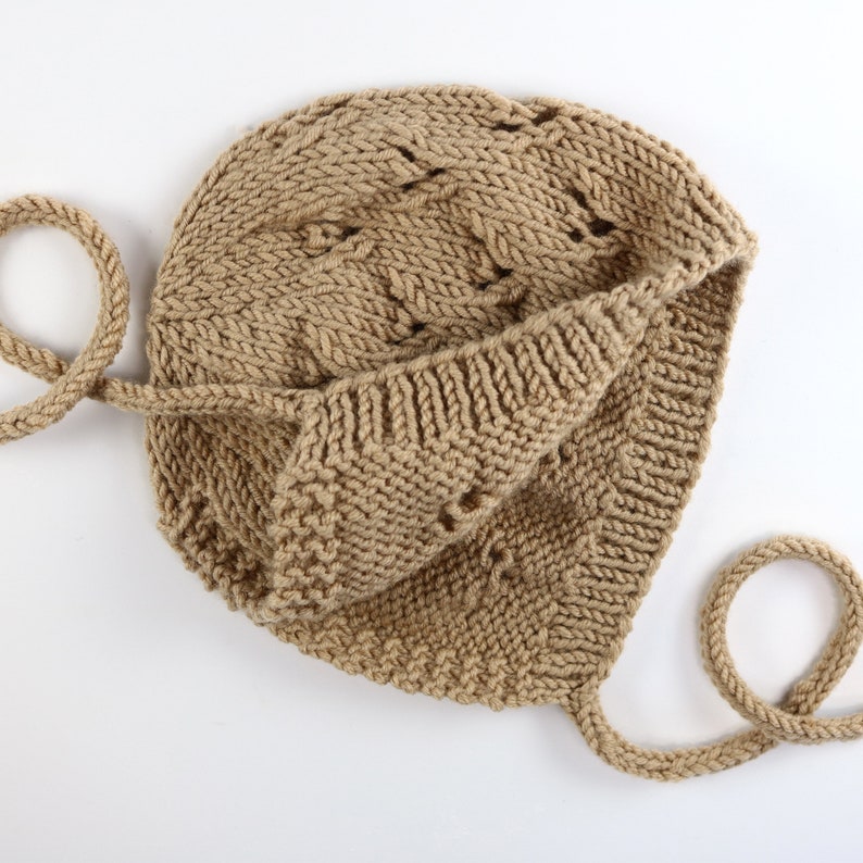 Baby Bonnet Knitting Pattern LITTLE HEARTS - Etsy New Zealand
