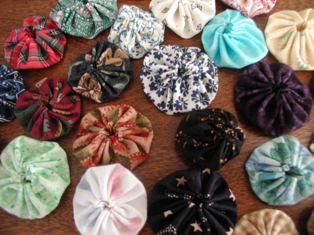 Assorted Colors Fabric Yoyo, Set of 25, for Scrapbook Embellishment ...