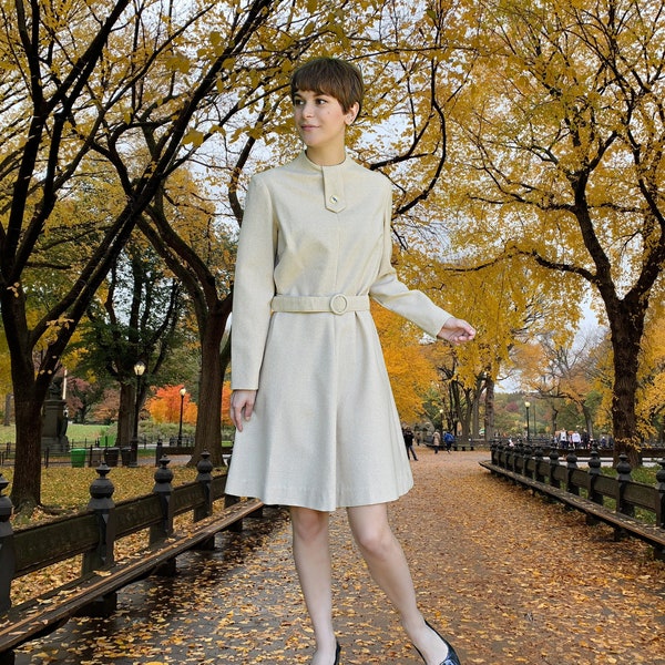 Dolly Collar Secretary - Etsy