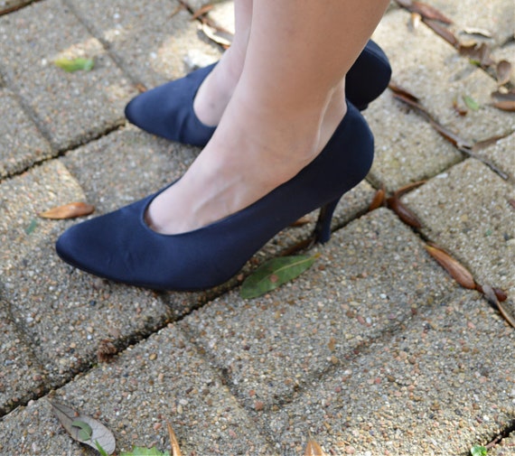 Vintage Stuart Weissman Navy Blue Pumps, Satin Finish… - Gem