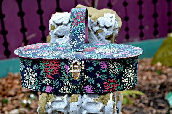 Navy Blue Silk Floral Purse, Hard Shell, 1950s Handba… - Gem