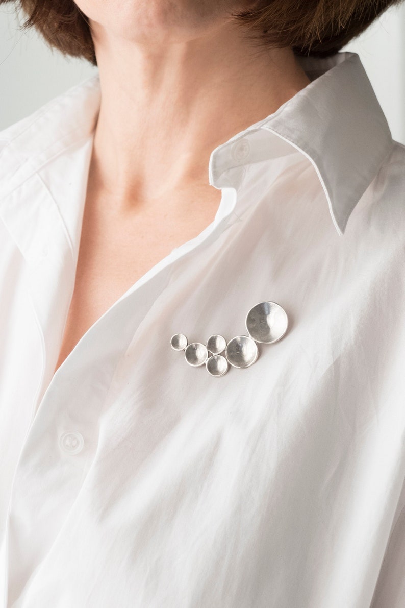 Modern Silver Brooch for Women Sculptural Minimalist Shawl - Etsy
