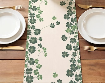 St Patrick’s Day Quilted Table Runner, Green Shamrock Table Cover ...
