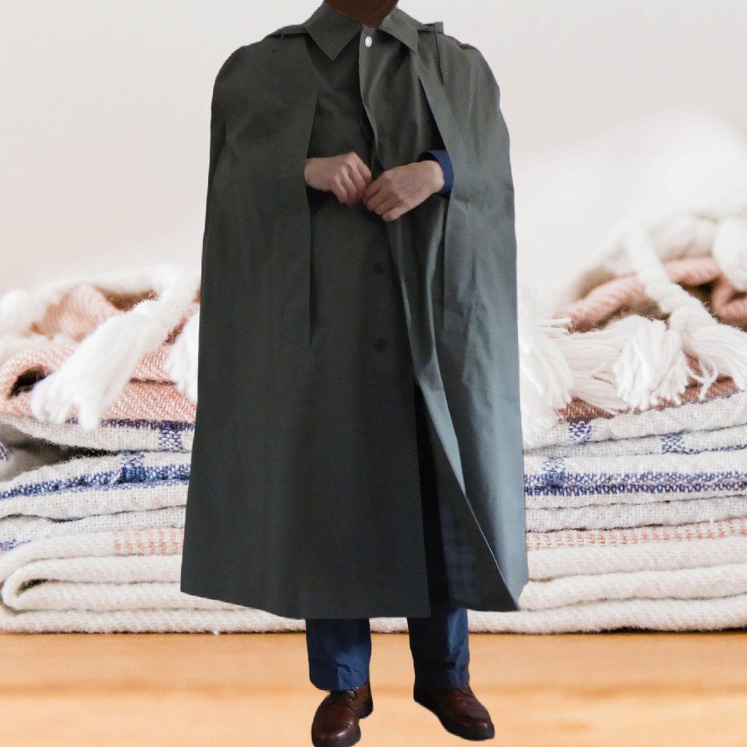 Men's Long Cape Coat: Vintage-inspired Forest Green Outerwear - Etsy