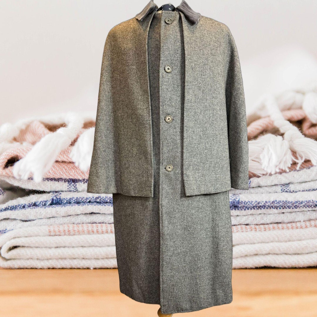 Men's Wool Blend Long Cape Coat: Elegant Classic Style - Etsy UK