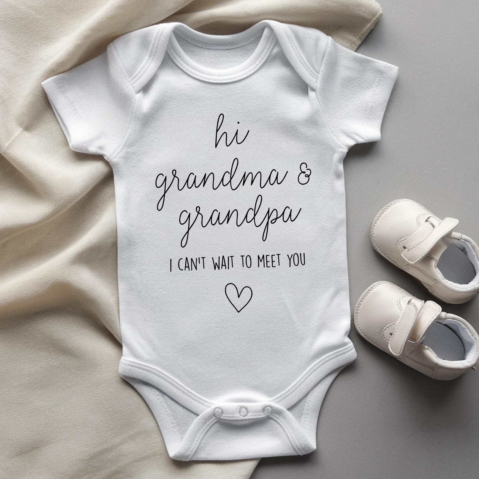 Hi Grandma & Grandpa Baby Bodysuit - Pregnancy Reveal to Grandparents ...