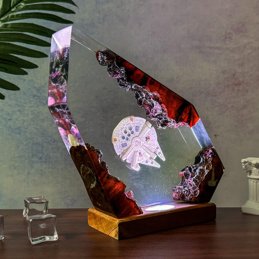 Spaceship Resin Lamp – Sci Fi LED Night Light Space Decor – Gamer Room ...