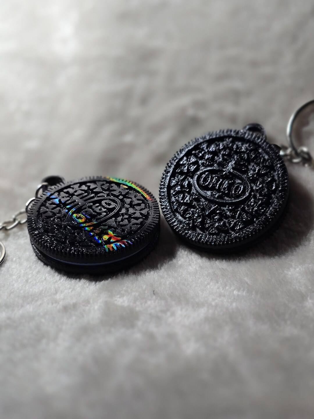 Holographic Oreo Cookie Keychain I 3D Printer Made With Robust TPU I ...