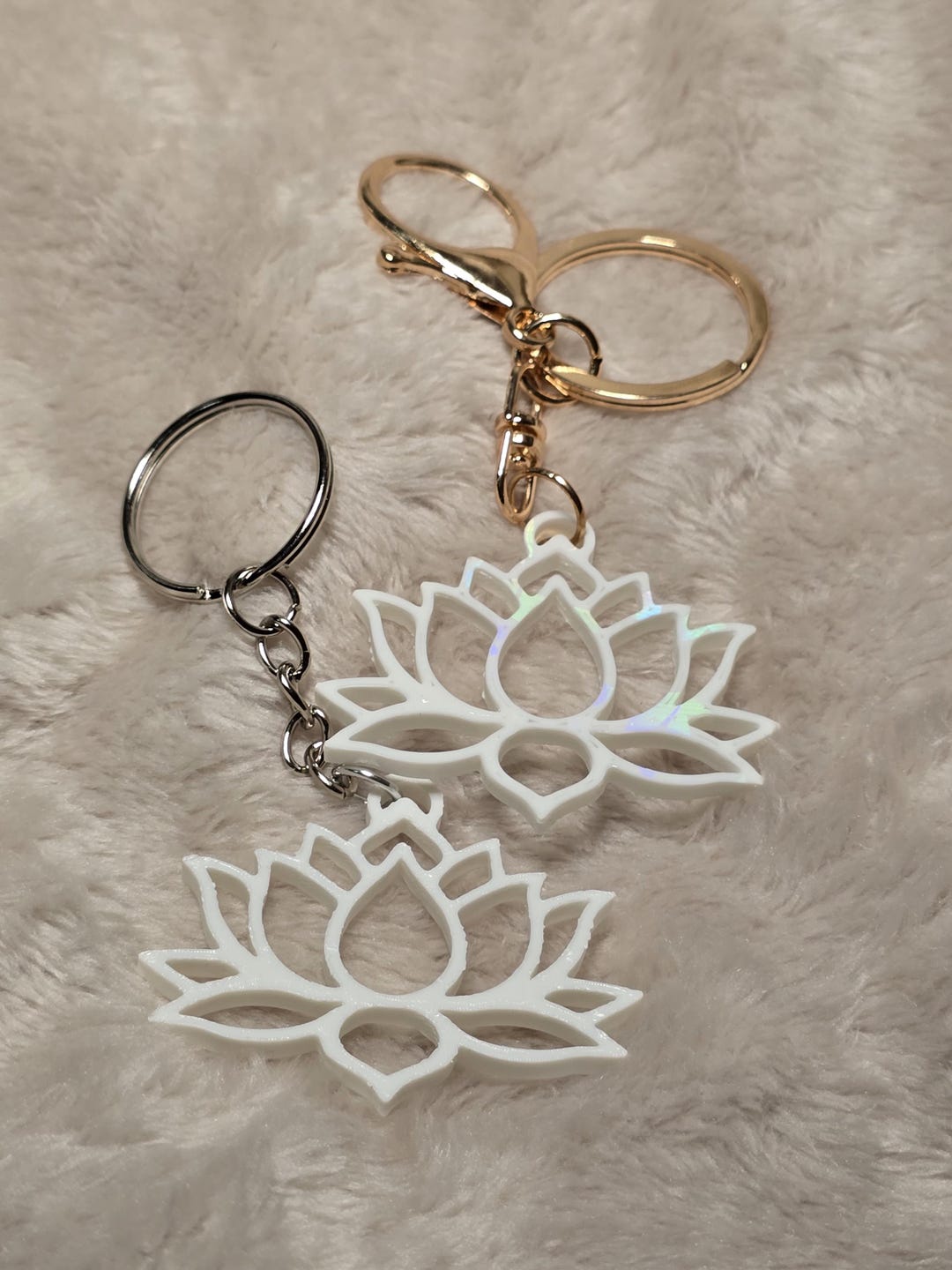 Holographic Lotus Keychain 3D Printed TPU, Unique Rainbow Colors ...