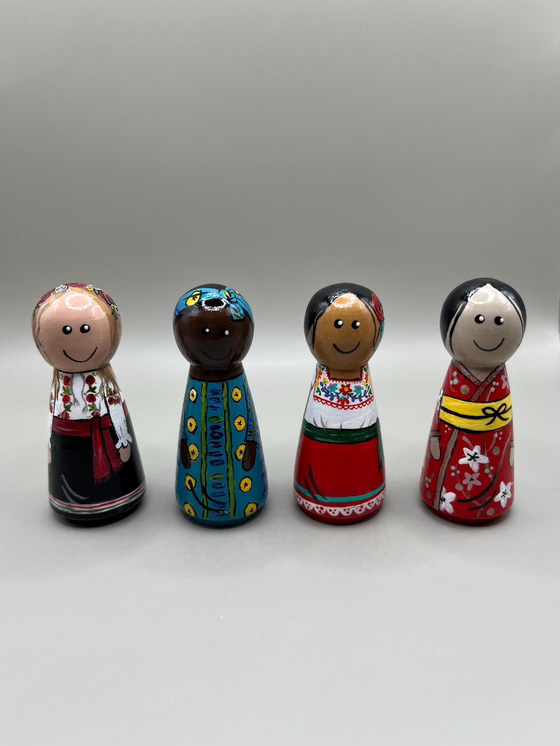 Multicultural Peg Dolls: Hand-painted Wooden Educational Toy - Etsy