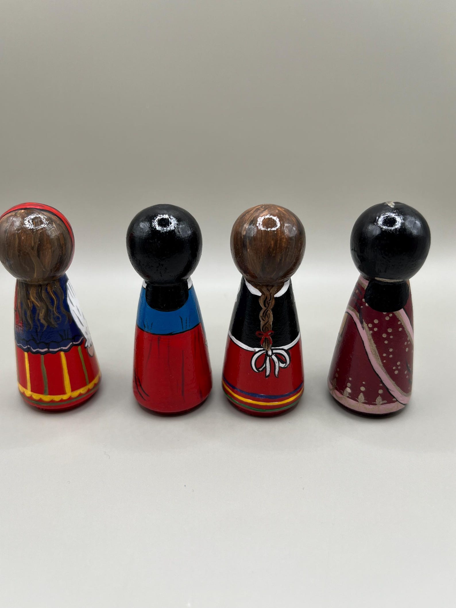 Multicultural Peg Dolls: Hand-painted Wooden Educational Toy - Etsy