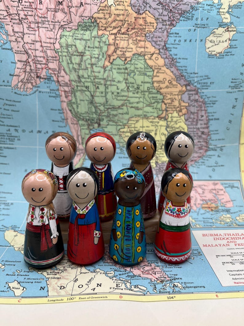 Multicultural Peg Dolls: Hand-painted Wooden Educational Toy - Etsy