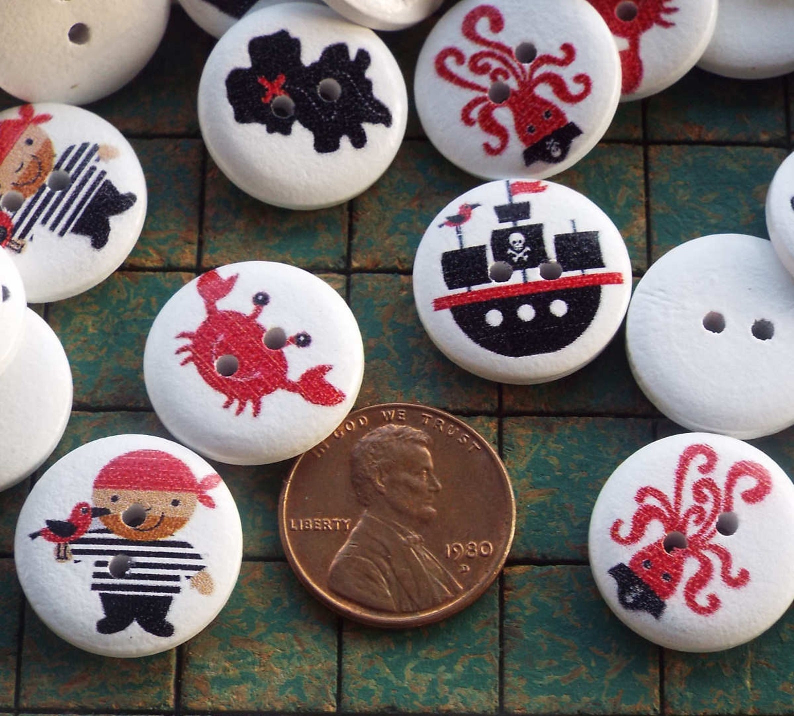 30 Pirate Buttons, 2 Hole, 18mm, 3/4" Round, Painted Wood Buttons ...