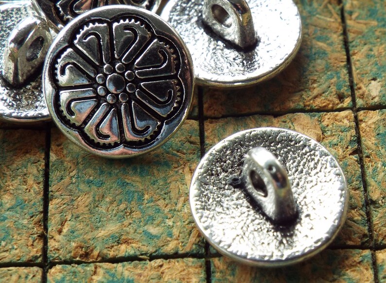 Small Metal Shank Buttons 20 Count Silver Tone Shank Button | Etsy