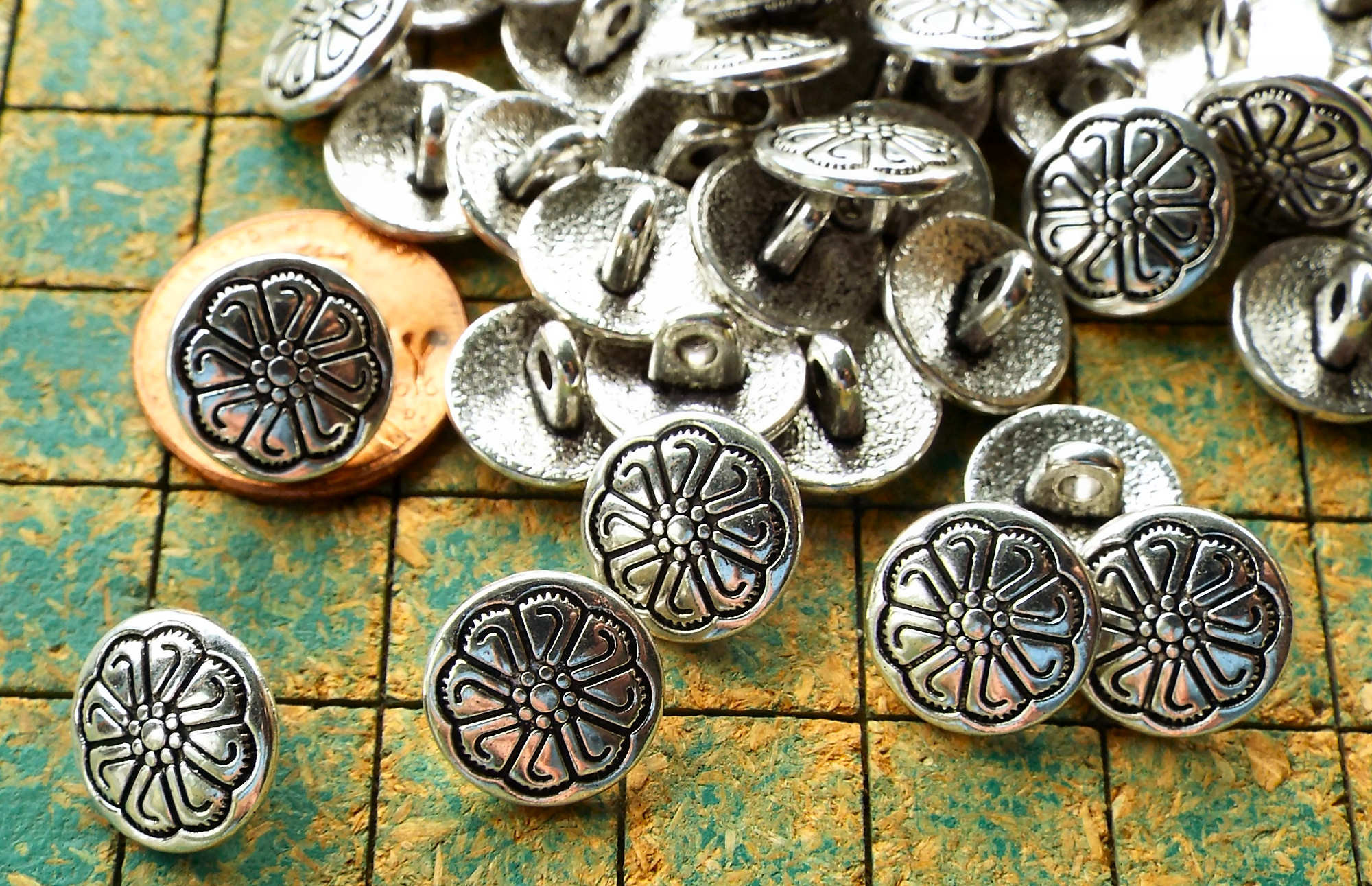 Small metal shank Buttons 20 count silver tone shank button | Etsy