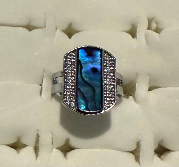 1972 VINTAGE Abalone FANCY Side Design Adjustable Rin… - Gem