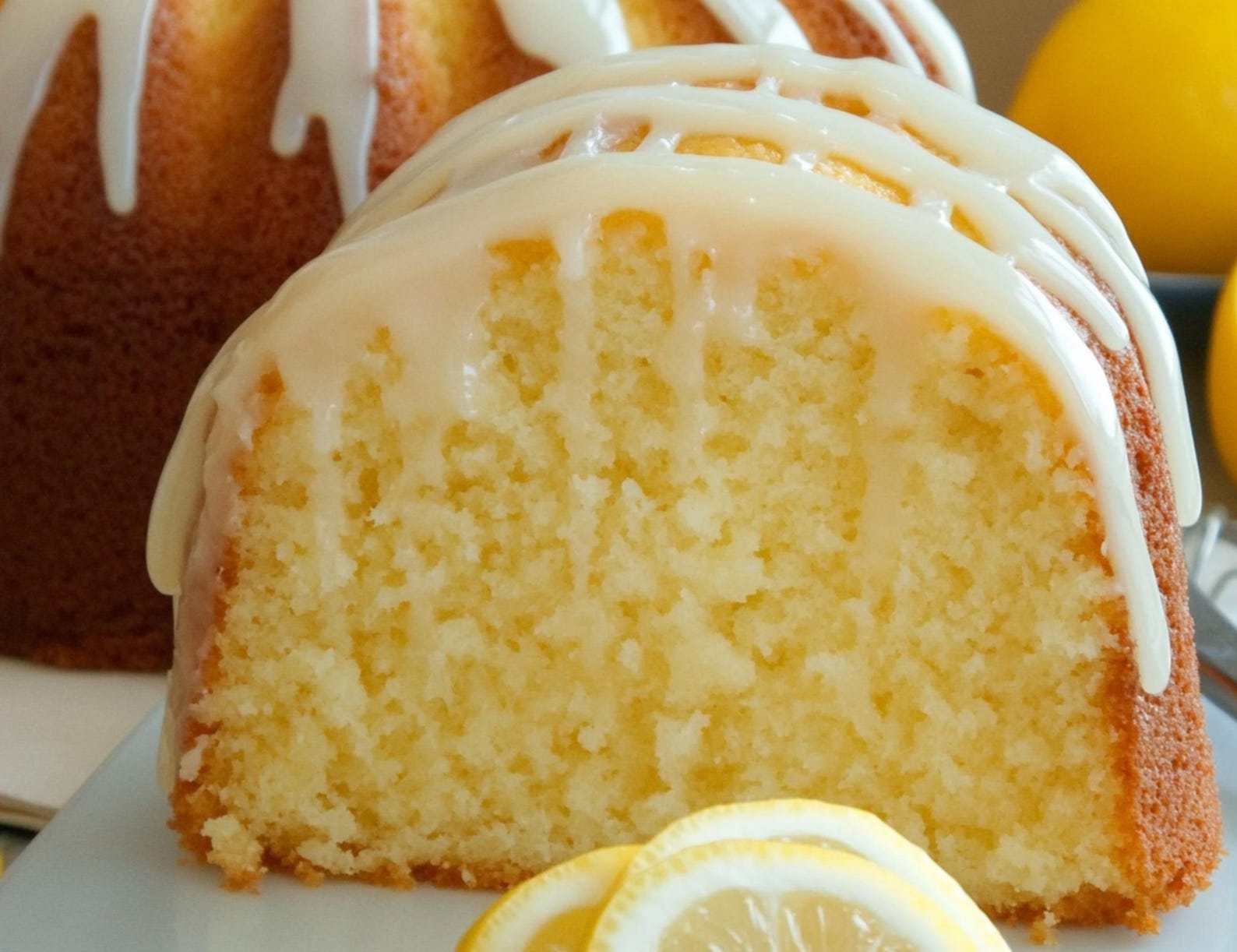 Authentic Italian Lemon Pound Cake Recipe | Moist & Zesty Lemon Cake ...