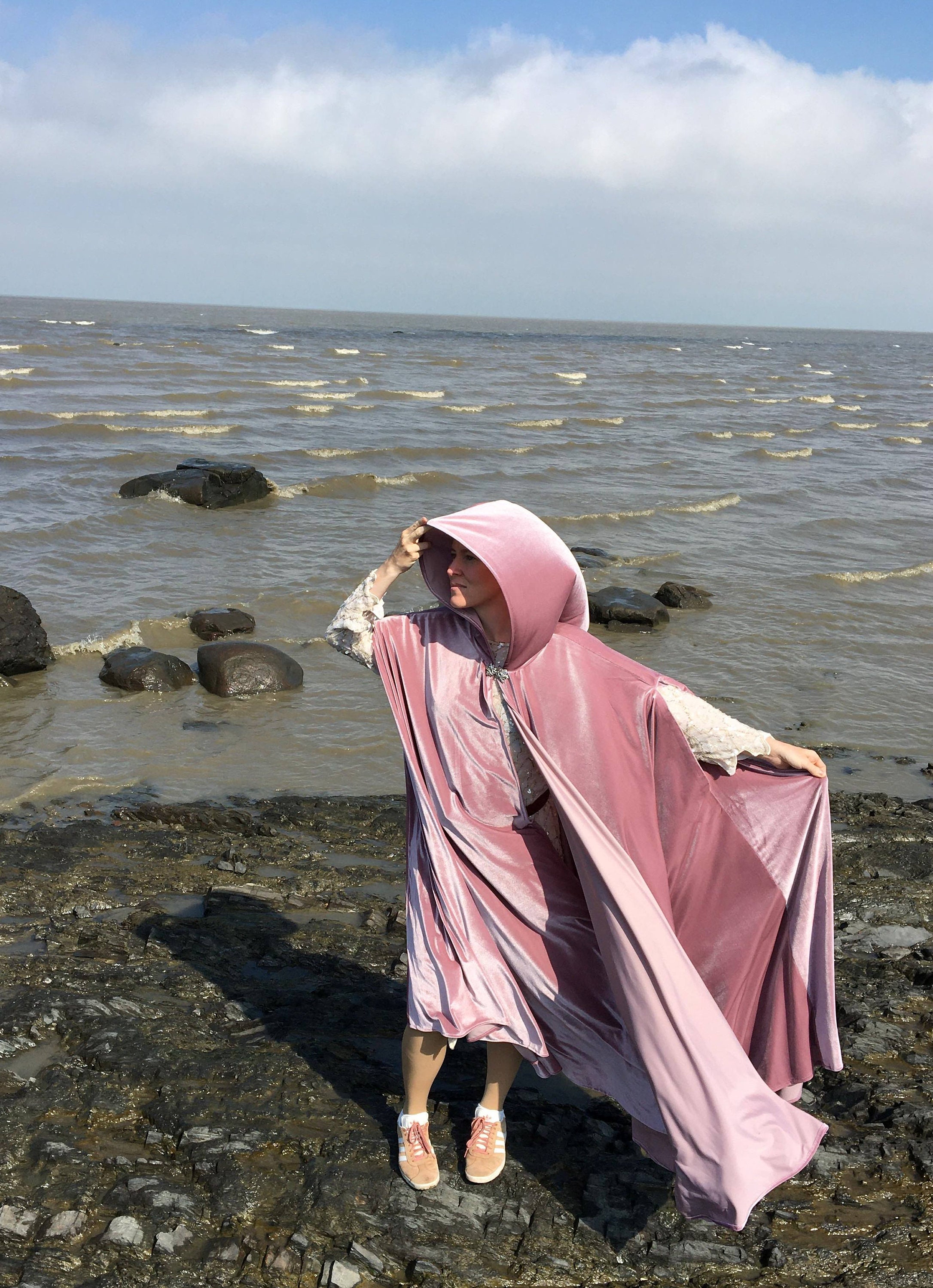FULL CIRCLE Dusty Pink Velvet Cloak Custom Length - Etsy