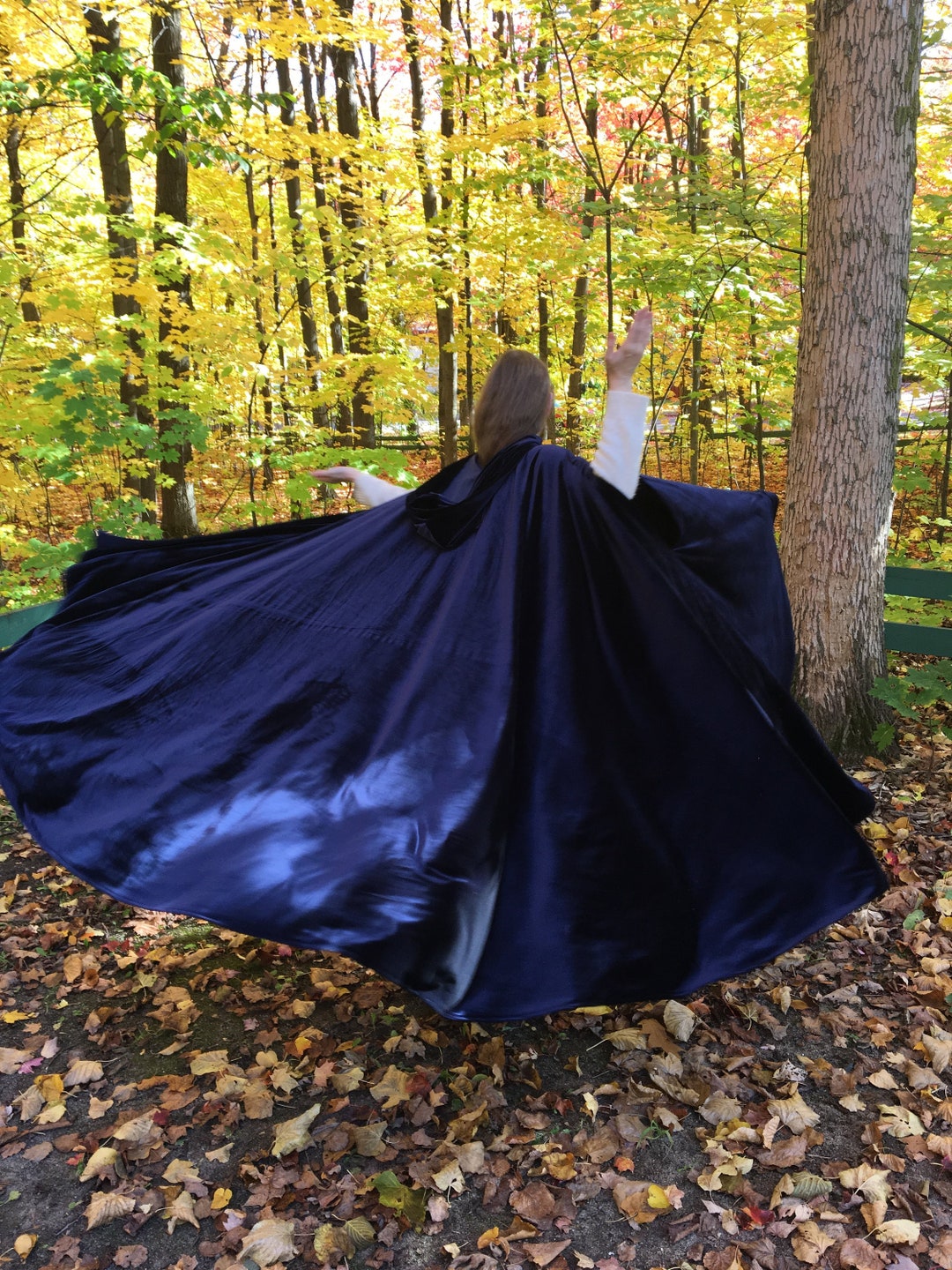 FULL CIRCLE Navy Blue Velvet Cloak - Custom Length - Etsy