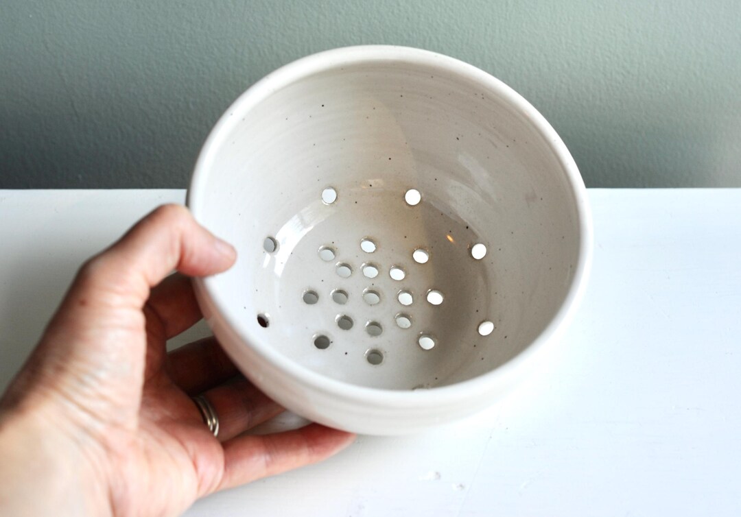 Berry Bowl, Pottery Sieve, White Tableware, Harvest Bowl, Fresh Herb ...