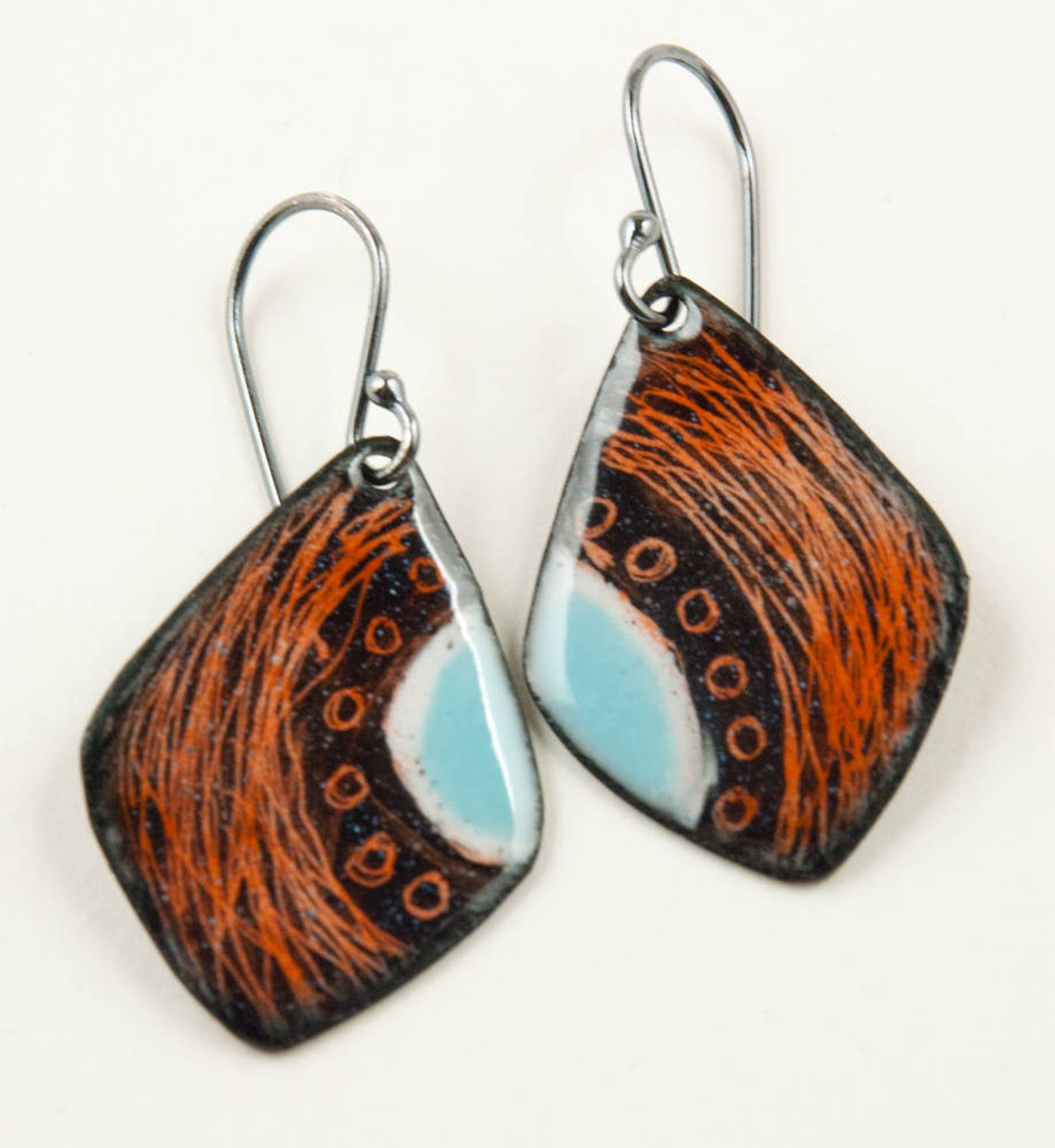 Sgraffito Enamel Tutorial Using Acrylic Enamels and Painting Enamels ...
