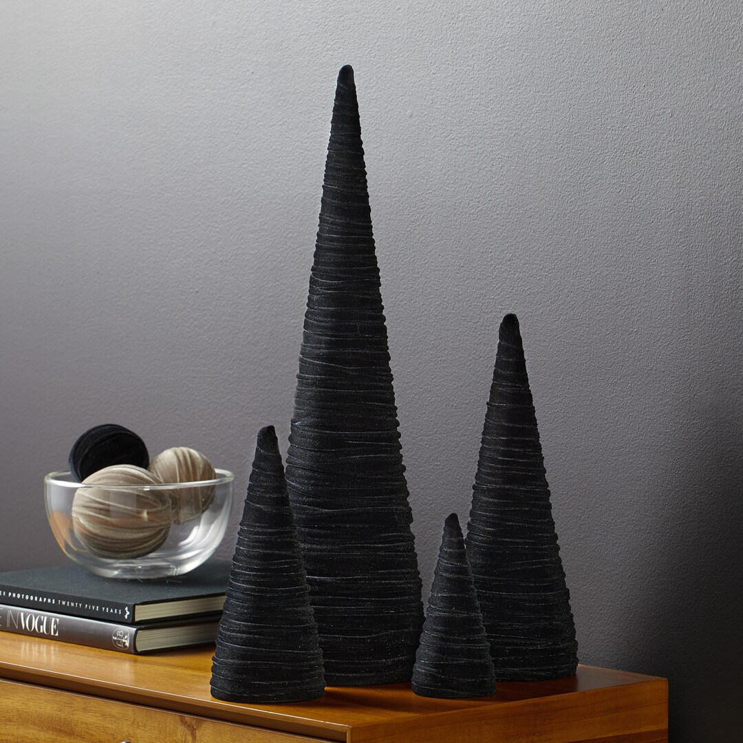 Velvet Trees Set of 4 Black, Minimalist Accent Decor for Mantel ...
