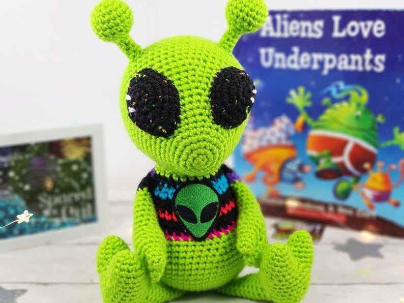 Zoog the Alien Crochet Pattern PDF, Amigurumi Alien Plush Toy DIY Tutorial, Digital Download for ...